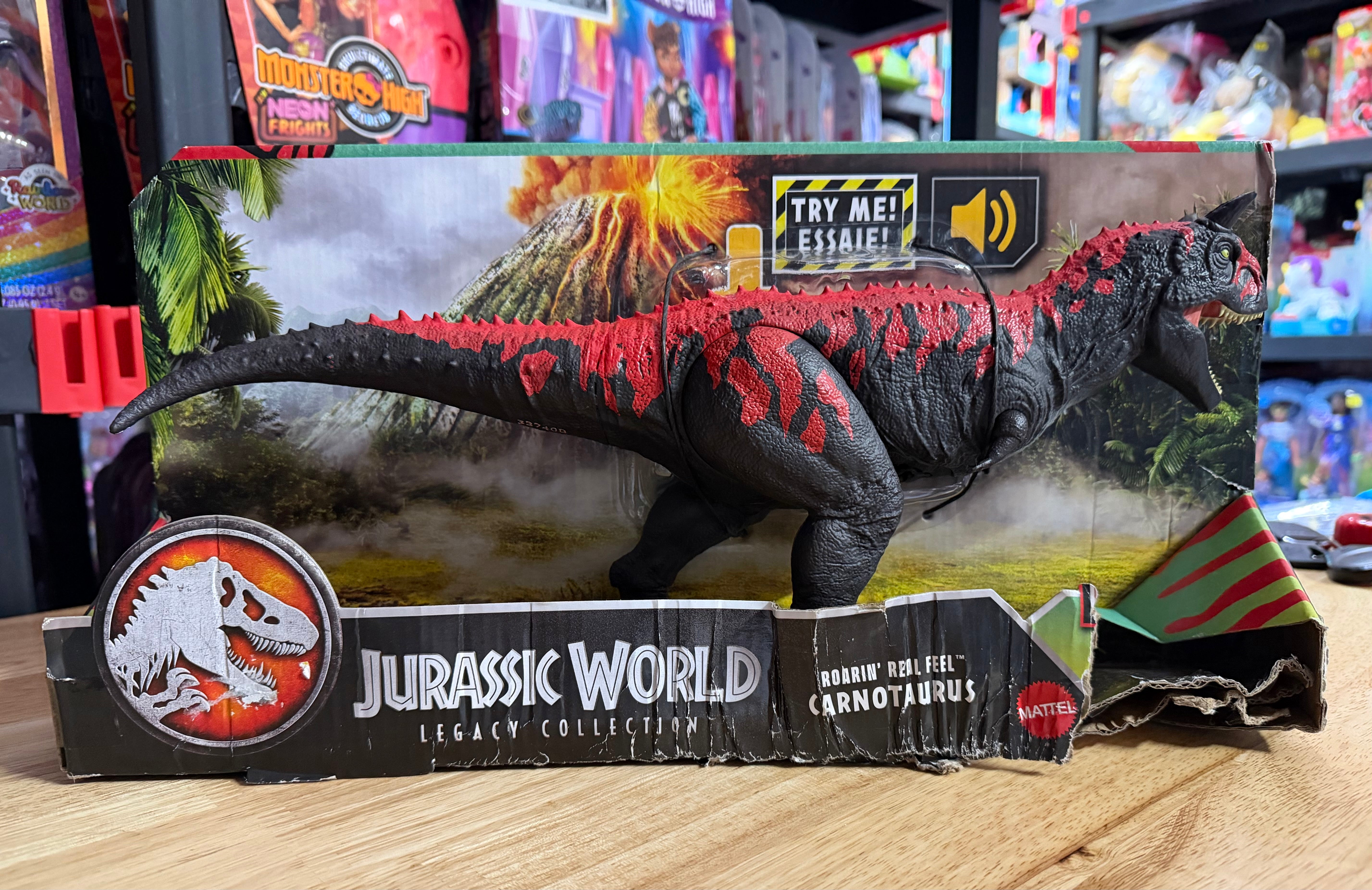 Jurassic World Reimagined Roarin' Real Feel Carnotaurus Action Figure ...